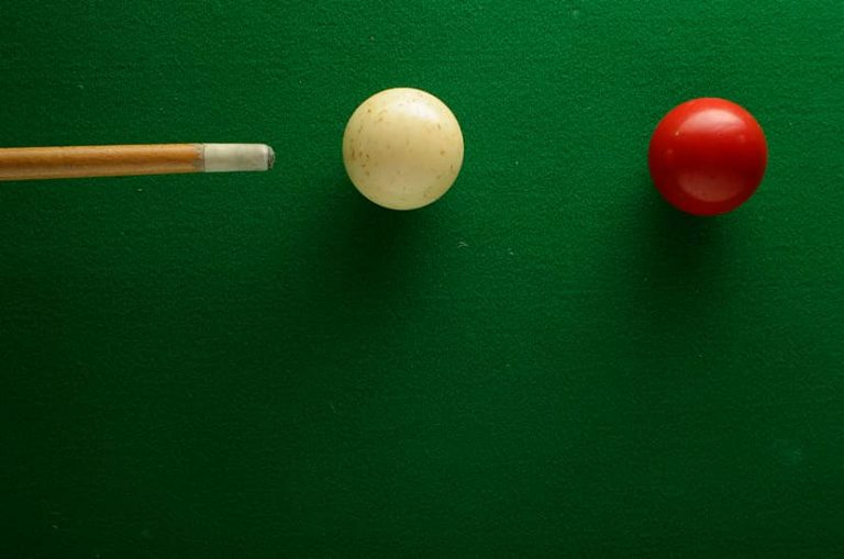 Billiards Vs Pool Vs Snooker │ What Is The Difference & Similarities